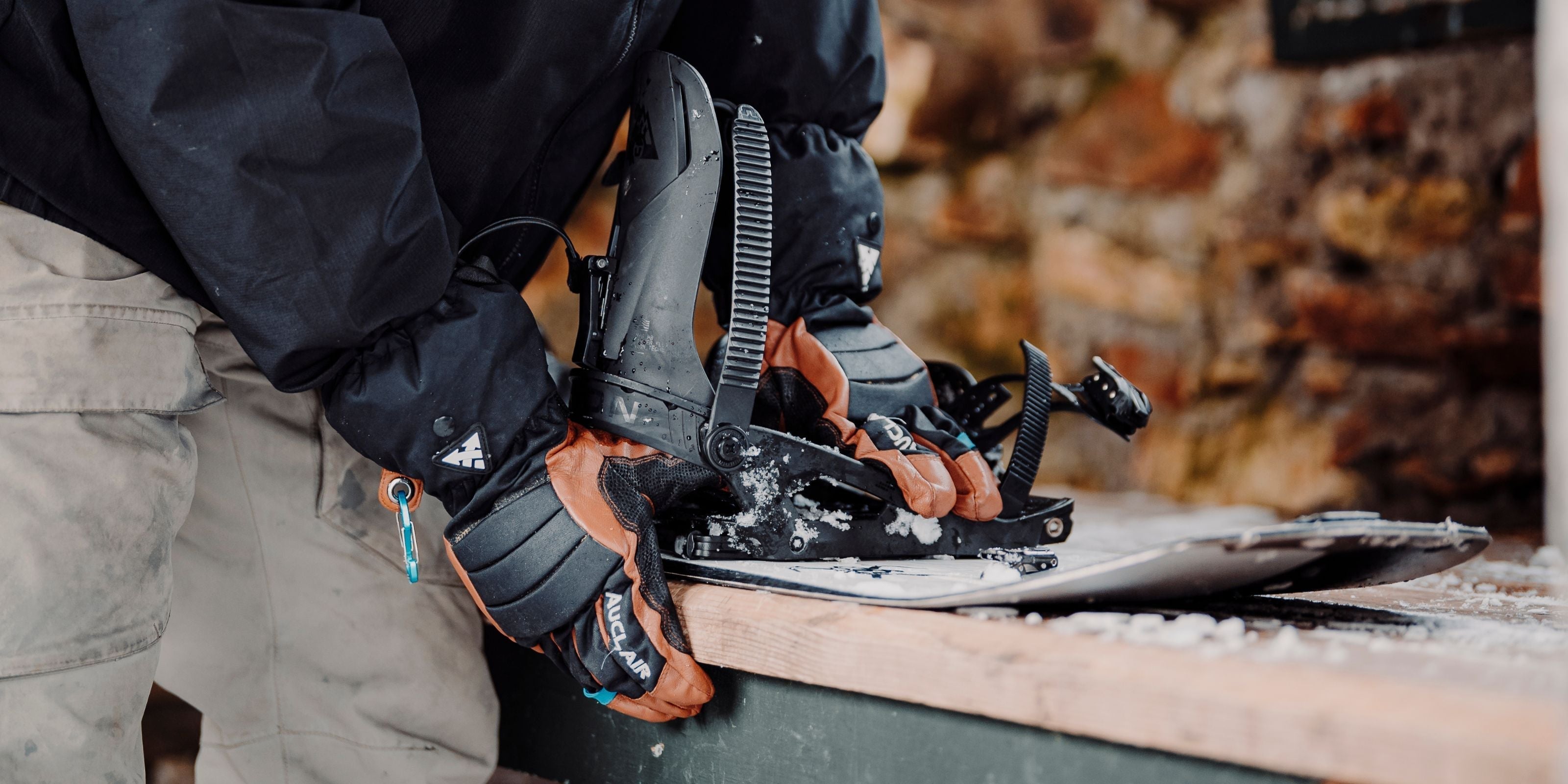 How to Store Your Winter Gloves During Off-Season – Auclair Sports